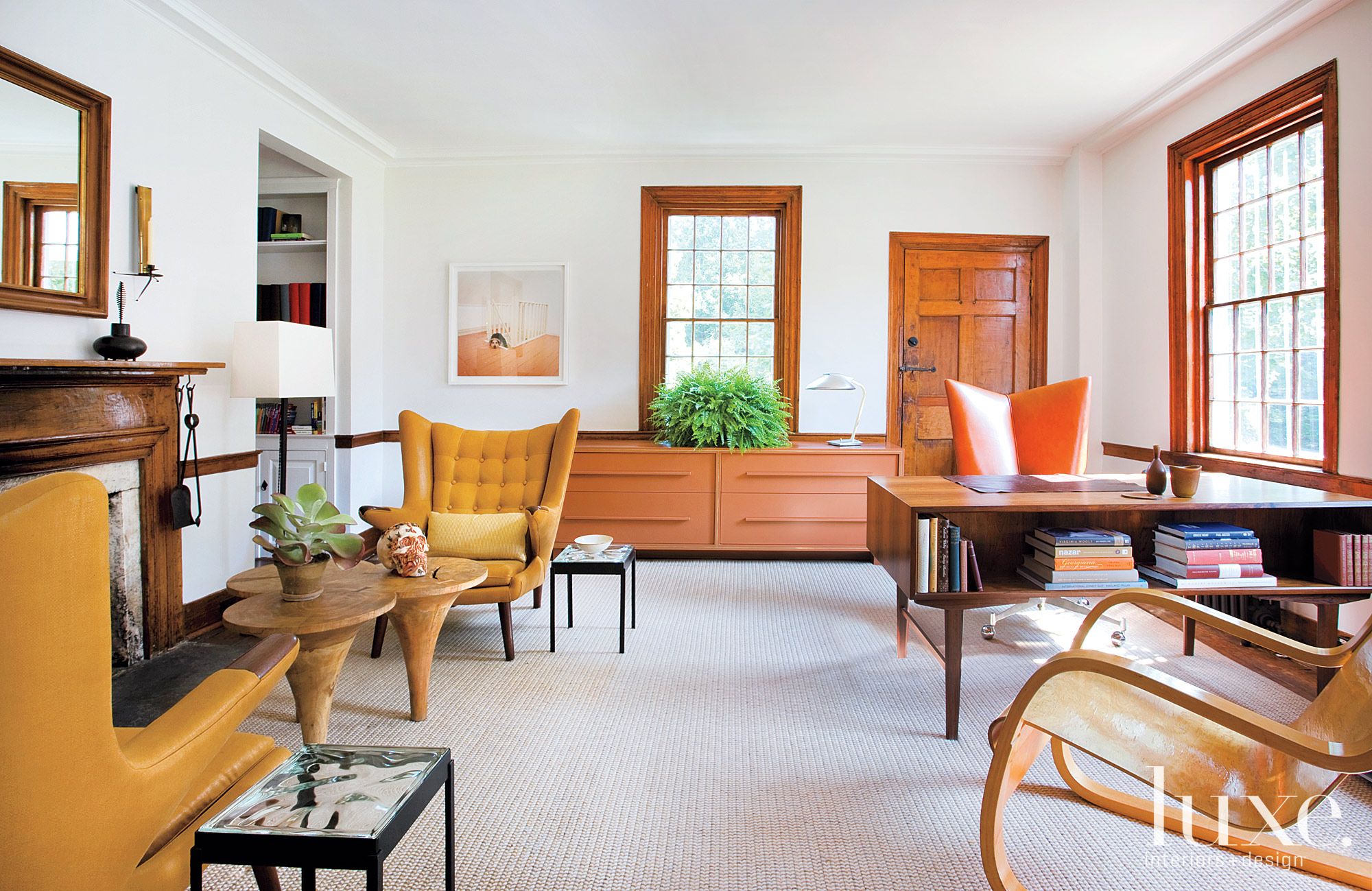 Modern White Office - Luxe Interiors + Design