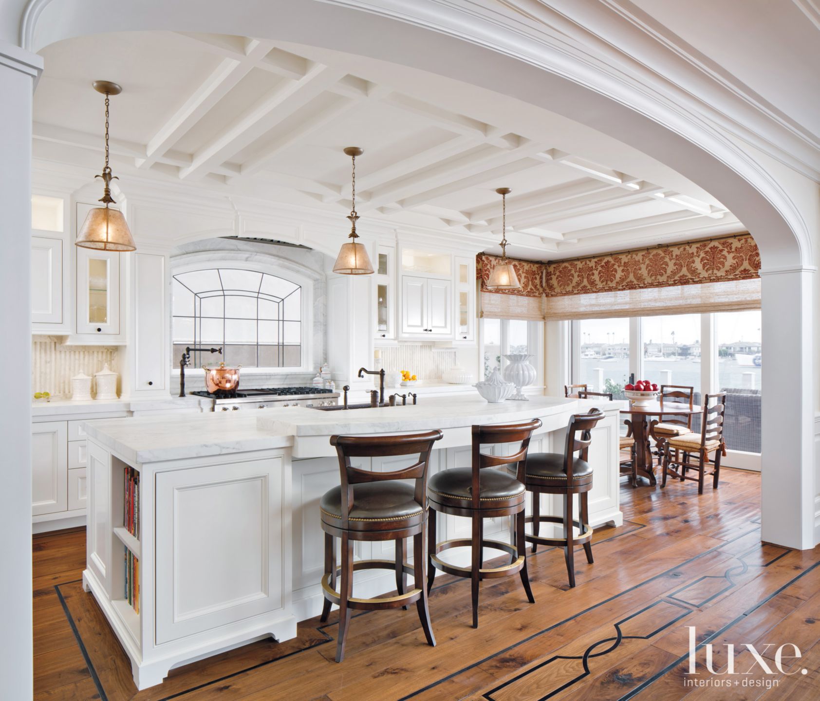 Traditional White Kitchen - Luxe Interiors + Design