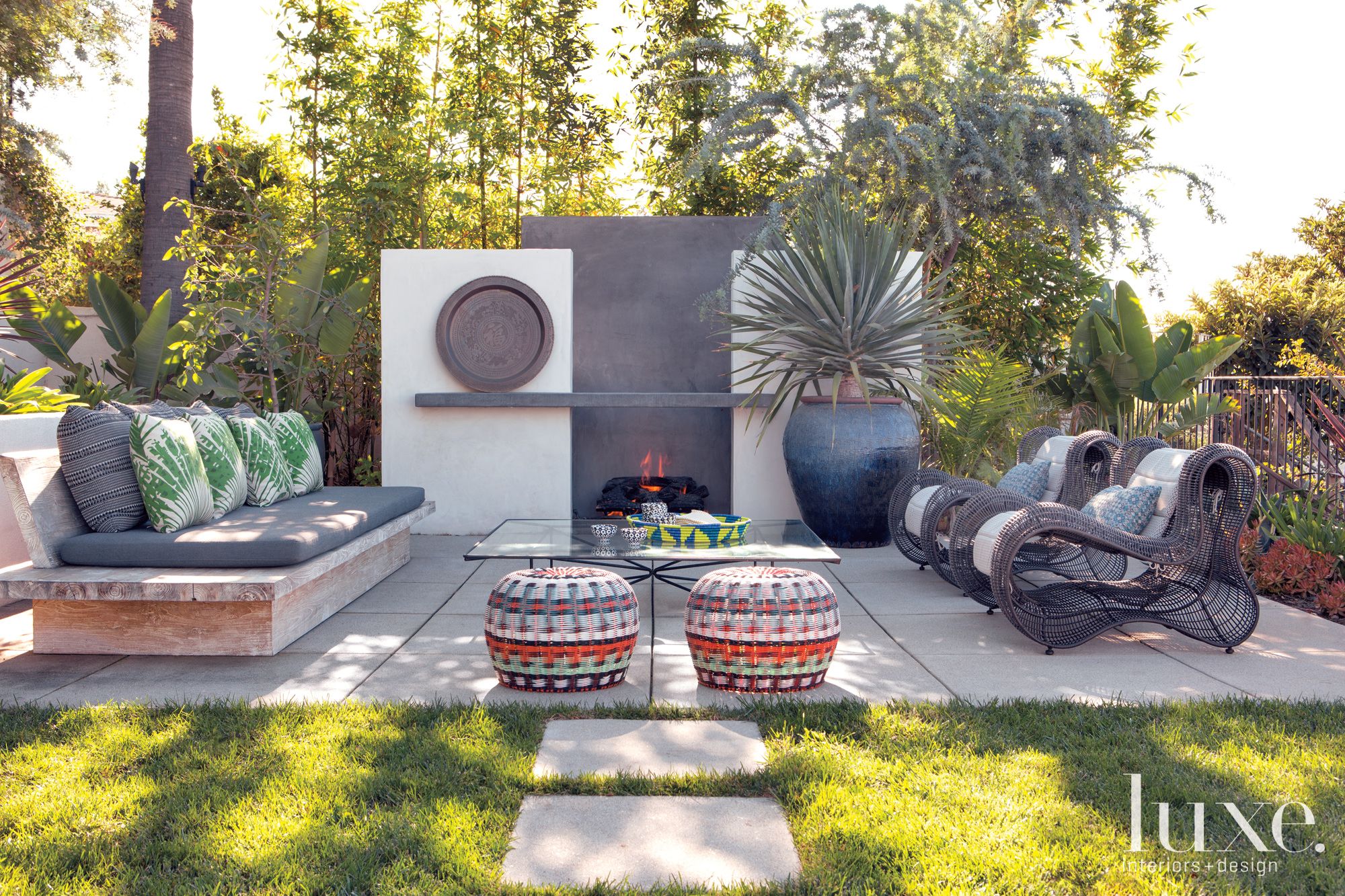 Neutral Modern Outdoor Seating Area - Luxe Interiors + Design