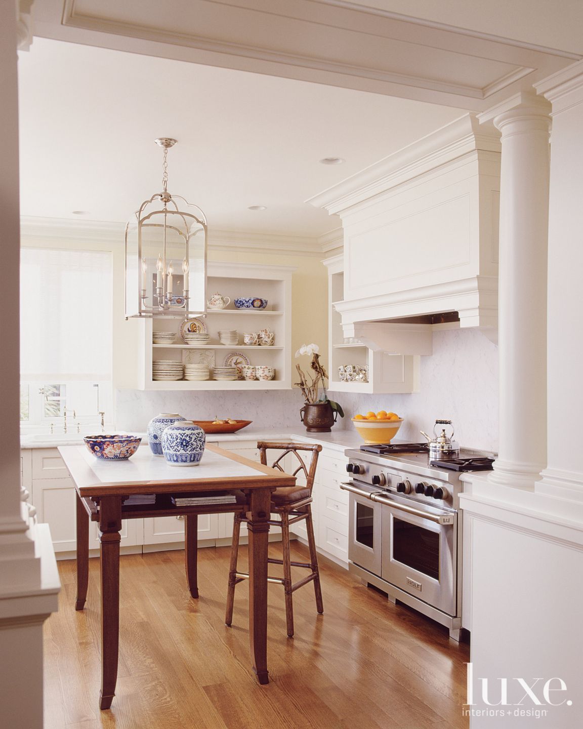 Traditional White Kitchen - Luxe Interiors + Design