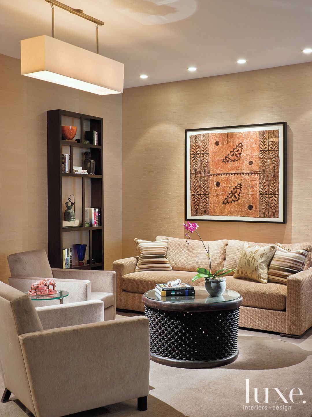 Neutral Contemporary Den - Luxe Interiors + Design