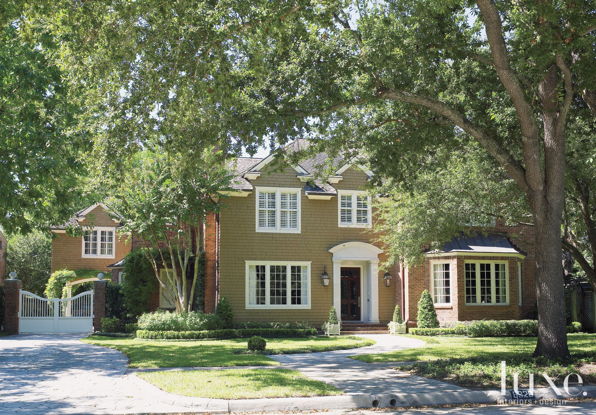 Traditional Shingled Facade - Luxe Interiors + Design