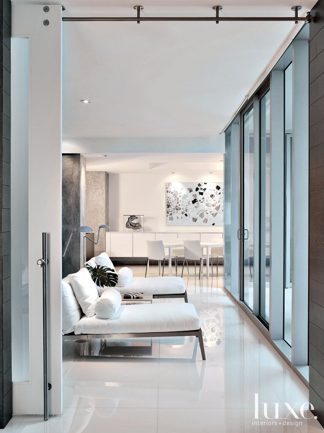 Ocean View Seating - Luxe Interiors + Design