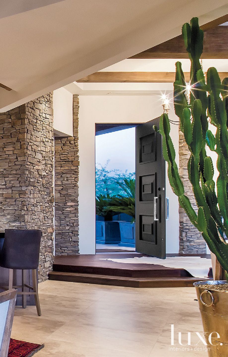 Neutral Contemporary Stone Entryway - Luxe Interiors + Design