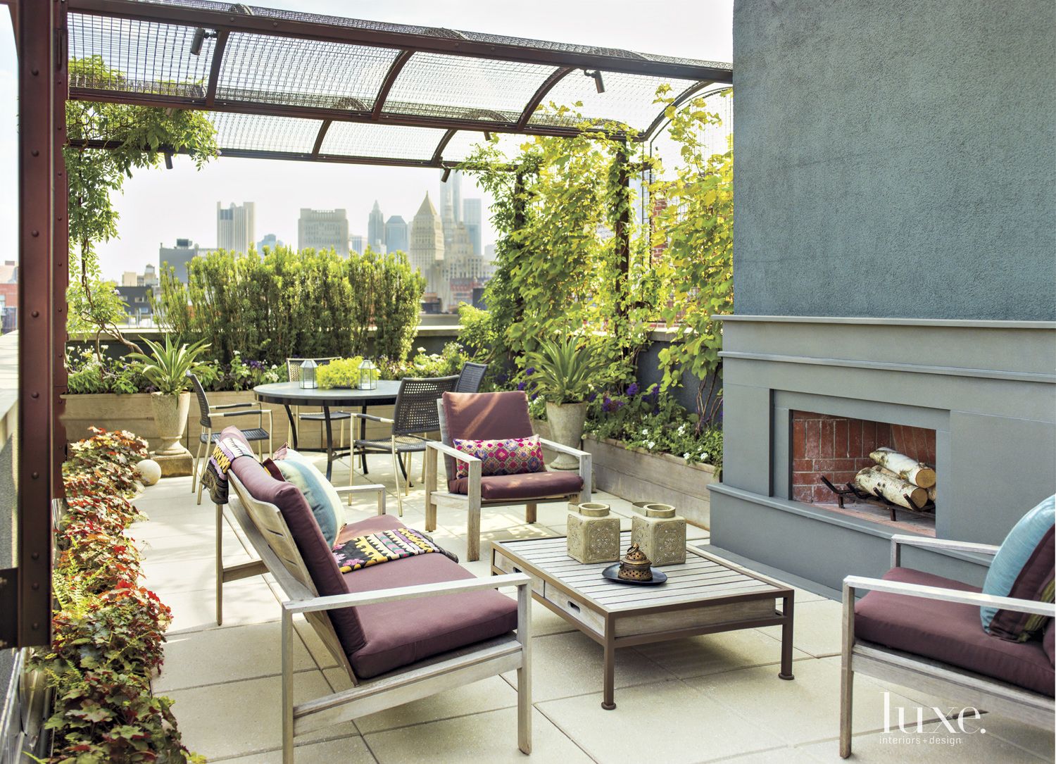 Contemporary Neutral Terrace with City Views - Luxe Interiors + Design