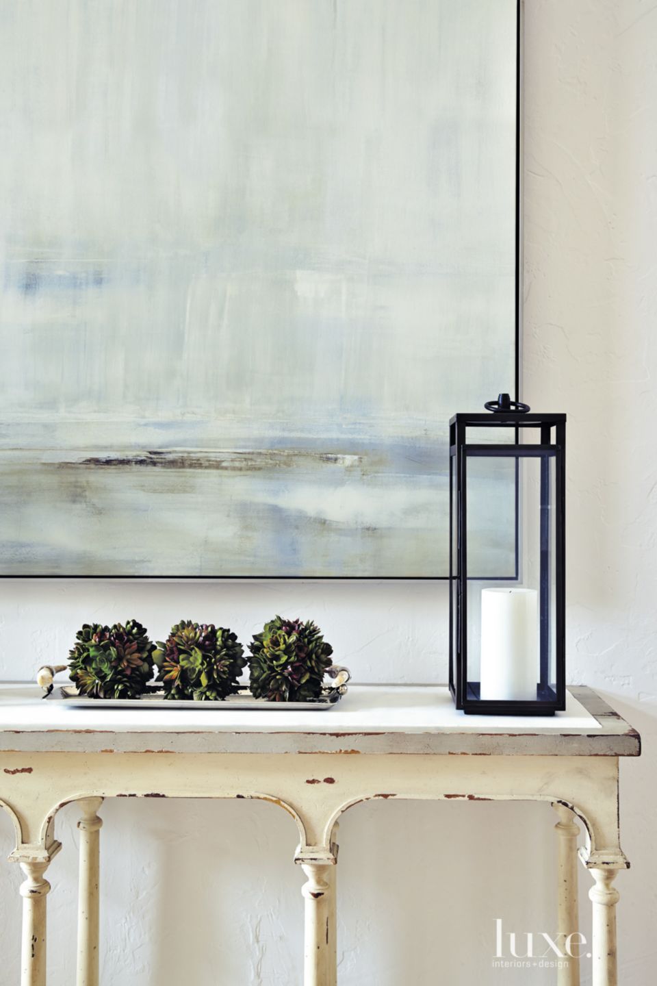 Traditional Cream Entry with Charming Accents - Luxe Interiors + Design