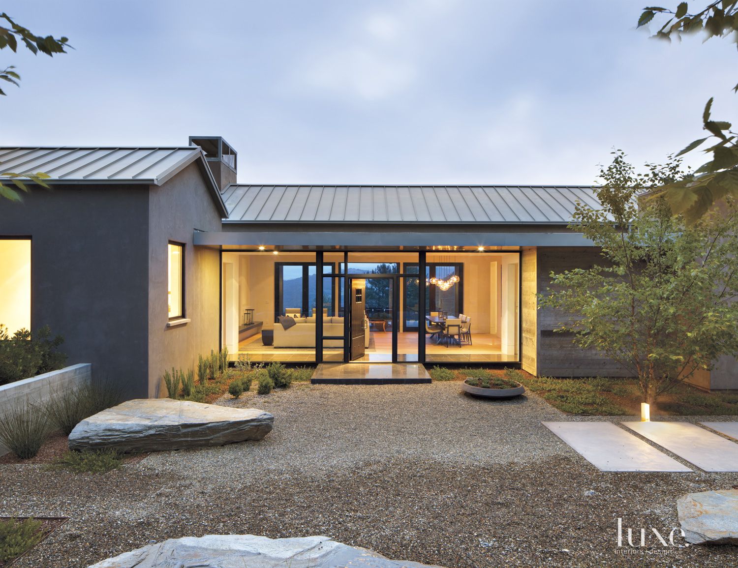 Mountain Exterior Entry Courtyard - Luxe Interiors + Design