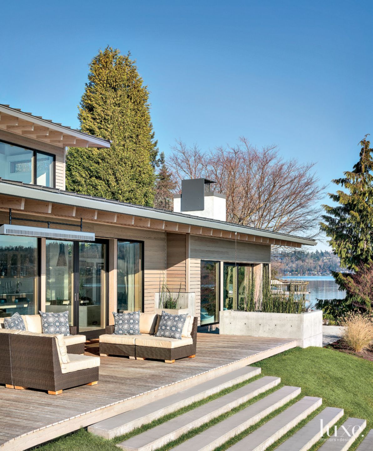 Modern Neutral Rear Elevation with Ipe Decking - Luxe Interiors + Design