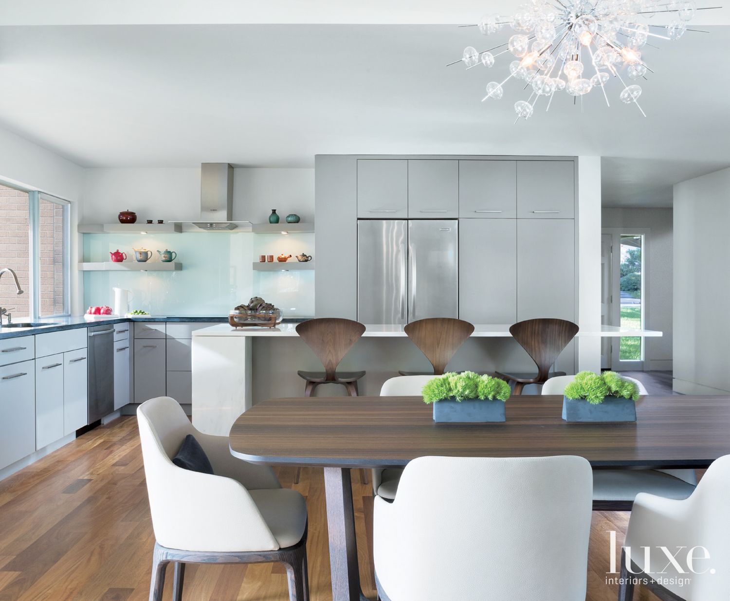 Neutral Modern Kitchen and Dining Area - Luxe Interiors + Design